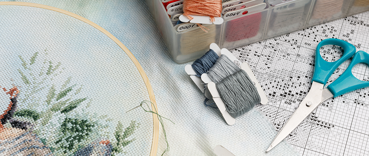 5 Essential Items You Need to Cross Stitch